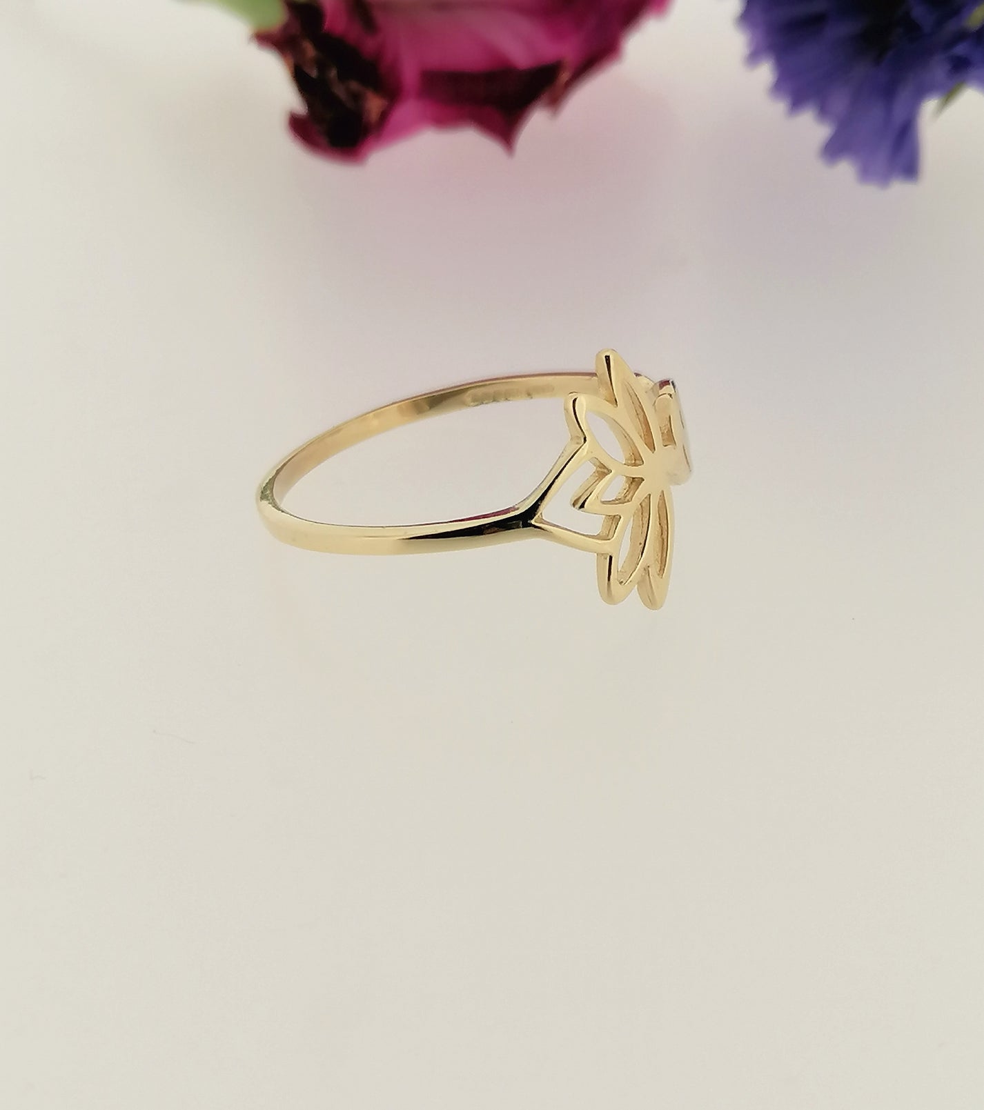 Lotus Flower Ring 9ct Yellow Gold – Stephen Knapper